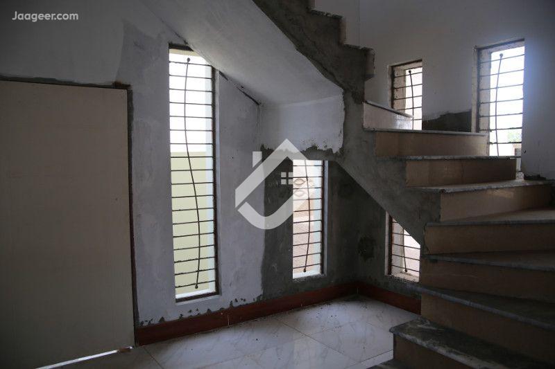 10 Marla House For Sale in New Raza Garden Sargodha